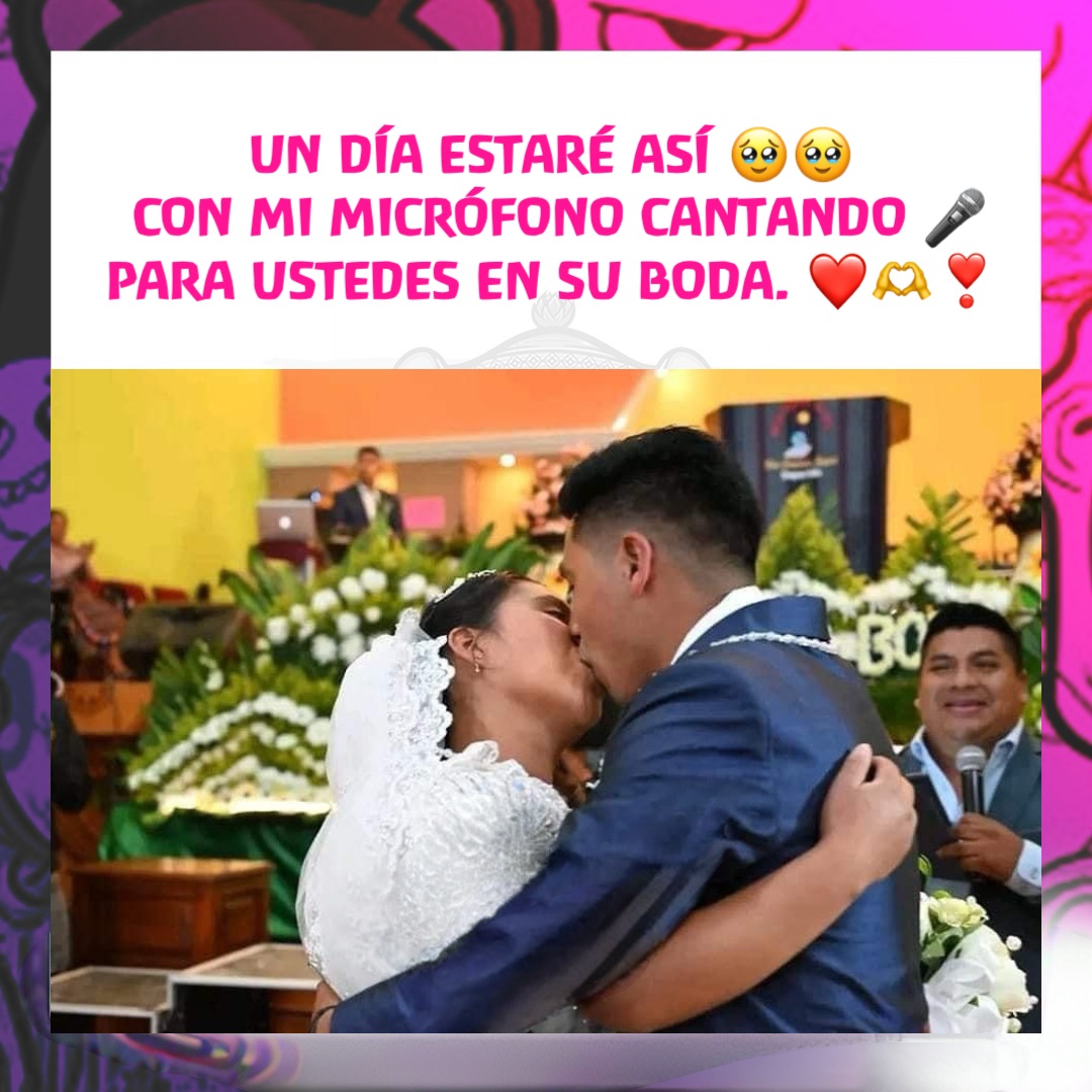 Un Día Estaré Así 🥹🥹 Con Mi Micrófono Cantando 🎤 Para Ustedes En Su